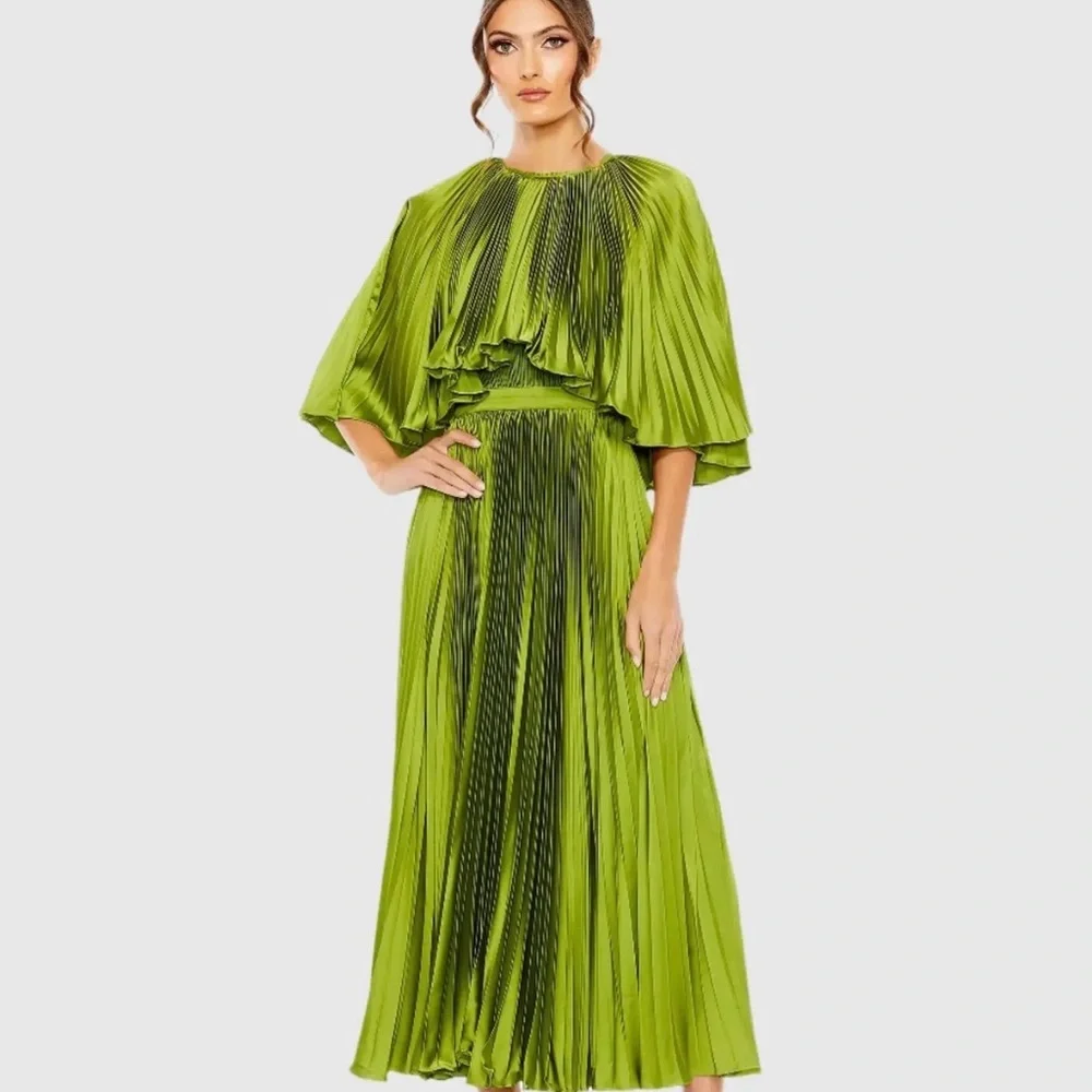 Mac Duggal | Dresses | Mac Duggal Apple Green Pleated Caplet Dress ...